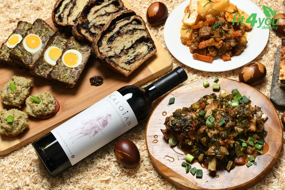 Platouri festive de Paste, livrate la tine acasa